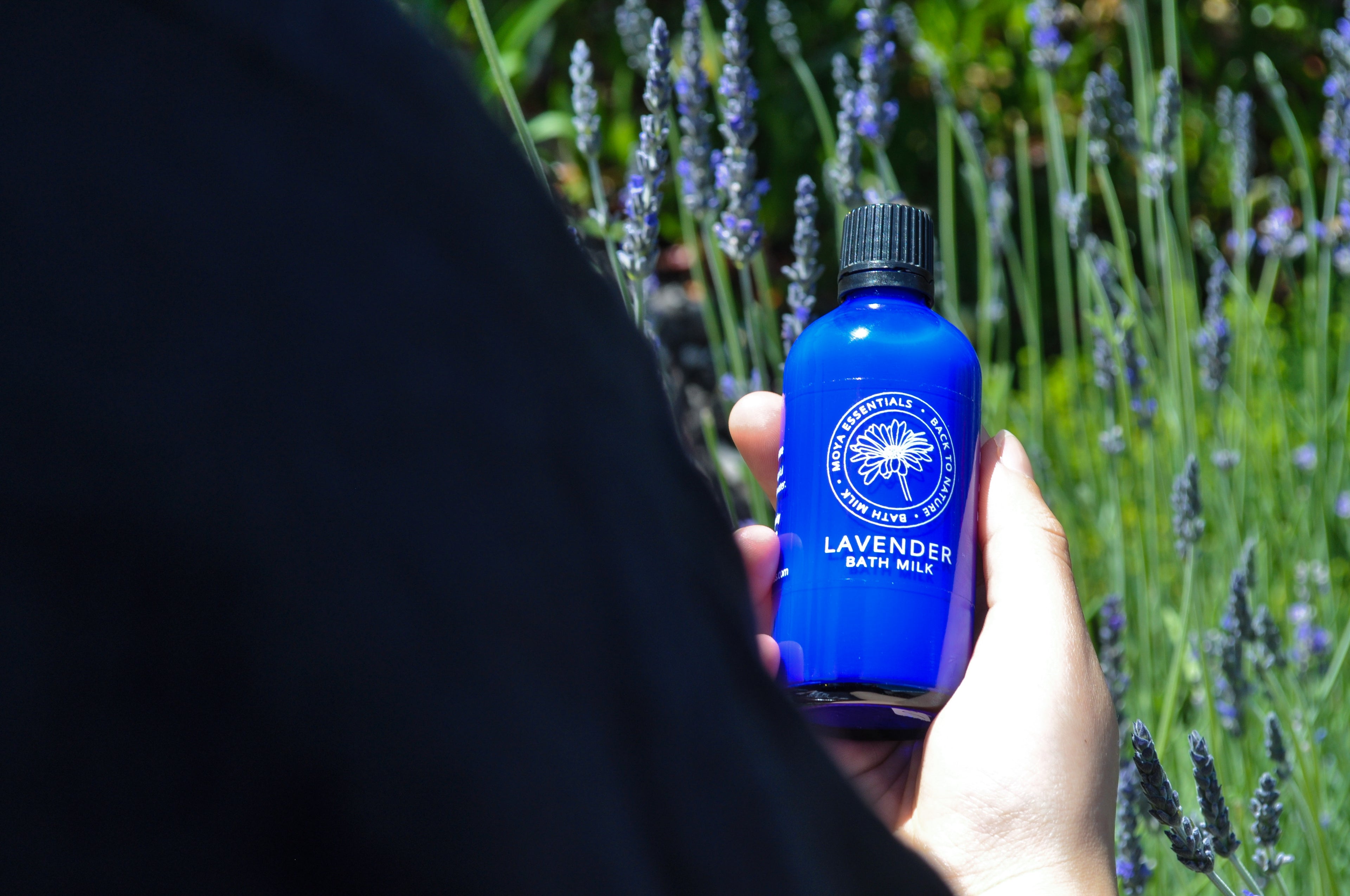 Moya Essentials Home – https://www.moyaessentials.com/